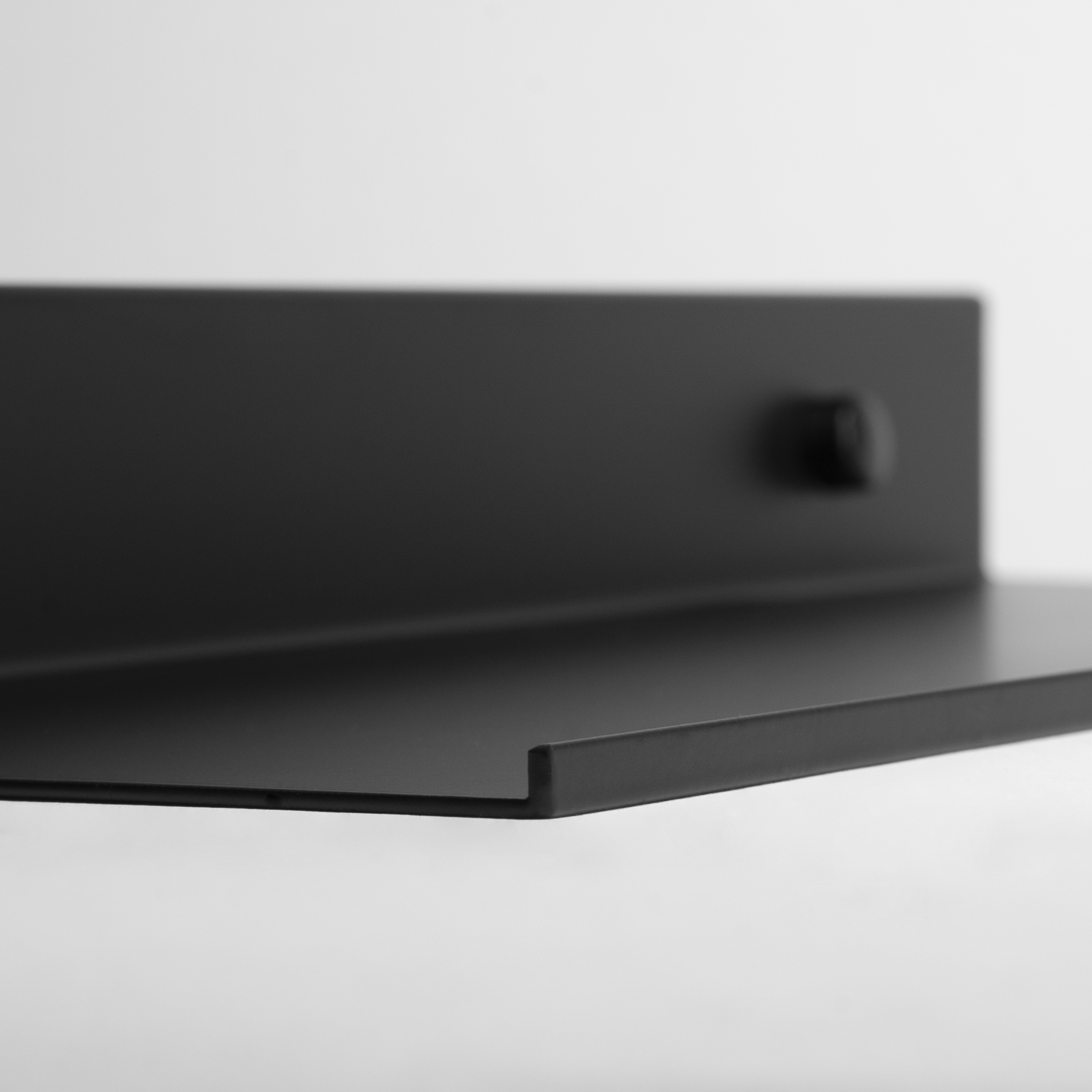 QUVIO Muur plank staal - Zwart - QUVIO - | HomeDeco.nl